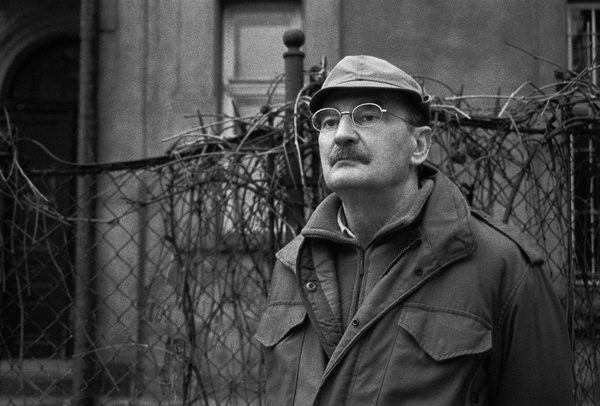 Slawomir Mrozek, écrivain et dessinateur - Reine Blanche Productions